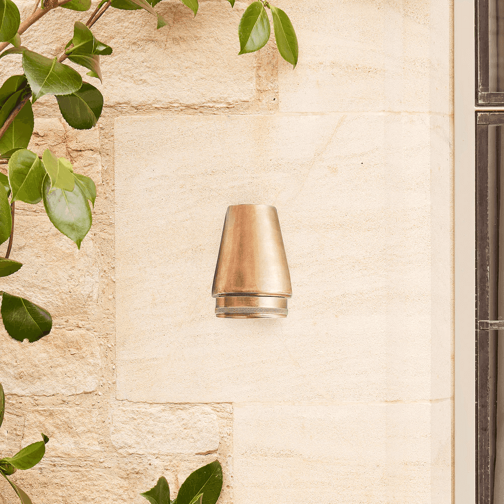 Pooky Bowditch IP54 Mast Light — DIY Garden Homes